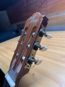 Machine Head Types? ALL [Tuners] Explained For Guitar! - Guitar Skills ...